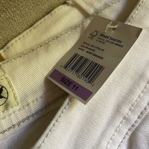 Grane | Jeans | Heart Breaker Grane Low Rise Flare | Poshmark